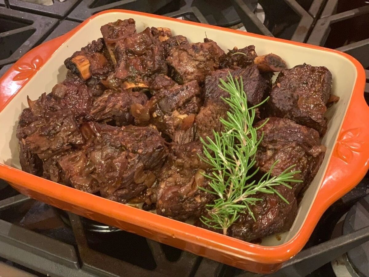 Noah's Pomegranate Braised Short Ribs - Treks & Bites ®️