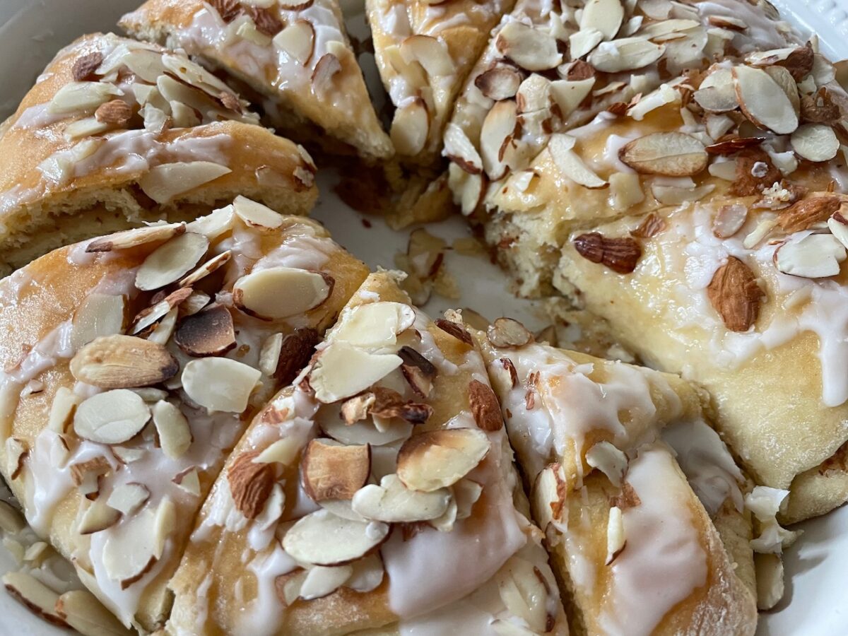 Almond Ring Coffee Cake - Treks & Bites ®️