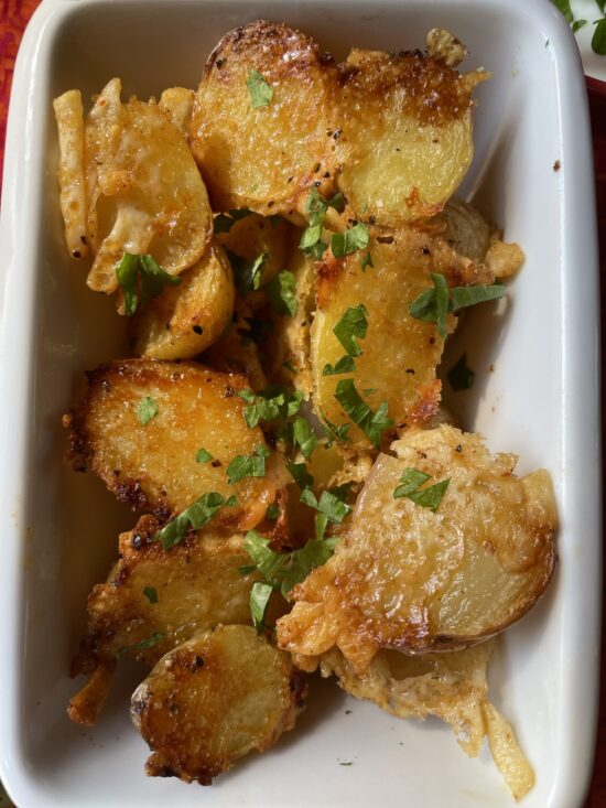 Crispy Parmesan Roasted Potatoes - Treks & Bites ®️